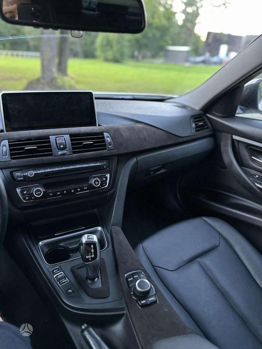 Balts BMW 328 2013 Viļņa, ar dzinēja tilpumu 2.00 L un nobraukumu 266 tūkst. km par 10500 €, foto 13 vietnē AUTOMOTO.COM.LV