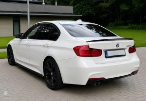 White BMW 328 2013 in Vilnius, with an engine capacity of 2.00 L and mileage of 250 thousand km for 10300 €, photo 5 on AUTOMOTO.COM.LV