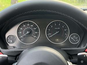 White BMW 328 2013 in Vilnius, with an engine capacity of 2.00 L and mileage of 250 thousand km for 10300 €, photo 21 on AUTOMOTO.COM.LV