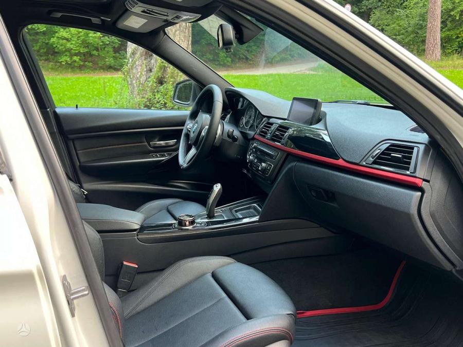 White BMW 328 2013 in Vilnius, with an engine capacity of 2.00 L and mileage of 250 thousand km for 10300 €, photo 25 on AUTOMOTO.COM.LV