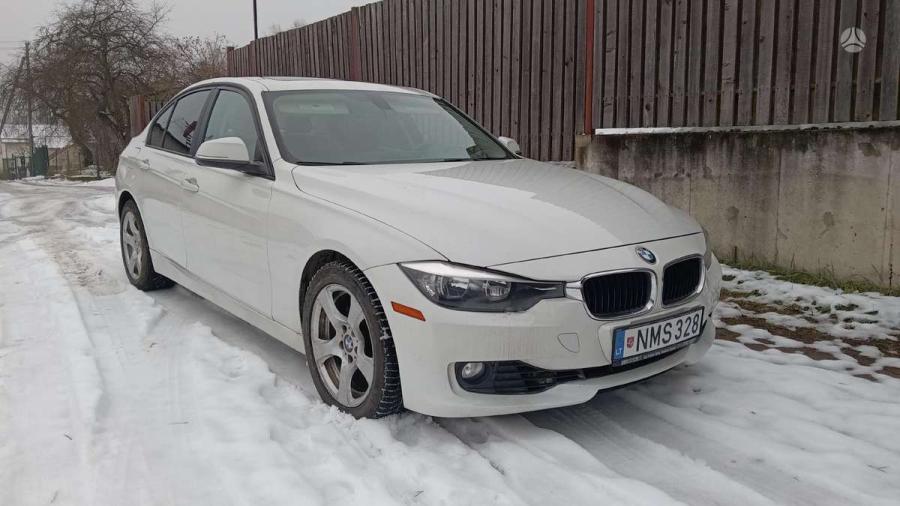 White BMW 328 2014 in Vilnius, with an engine capacity of 2.00 L and mileage of 192 thousand km for 10750 €, photo 1 on AUTOMOTO.COM.LV