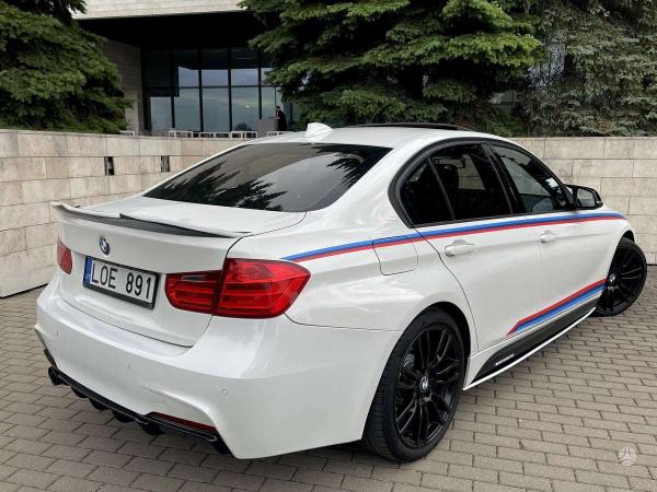 Белый БМВ 328 2014 в Вильнюс, объемом двигателя 2.00 л и пробегом 260 тыс. км за 11100 €, фото 5 на AUTOMOTO.COM.LV