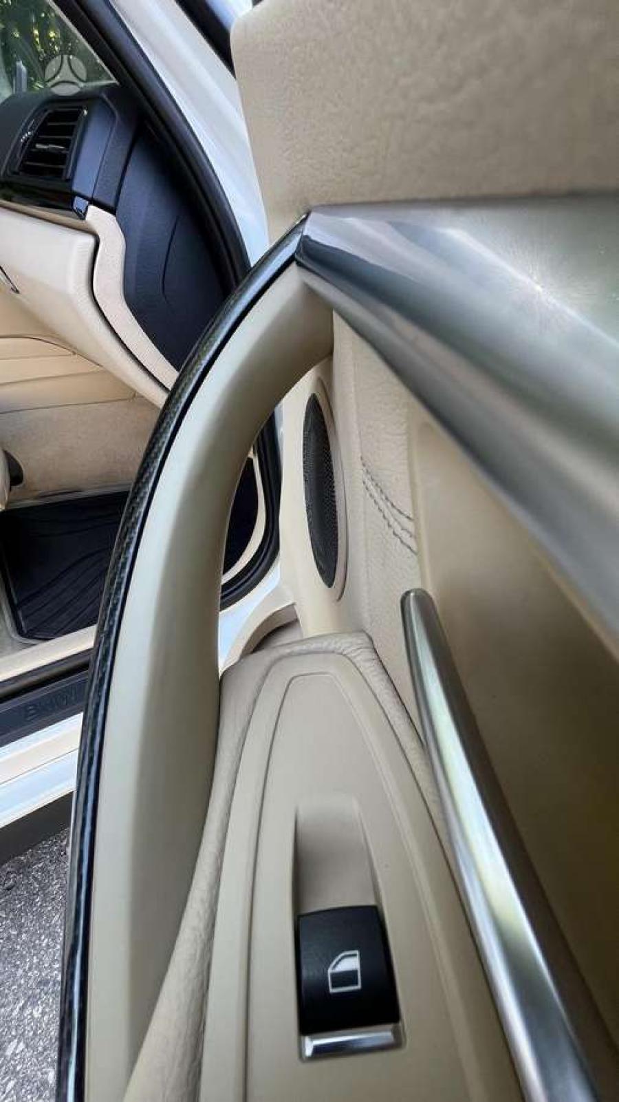 White BMW 328 2014 in Vilnius, with an engine capacity of 2.00 L and mileage of 212 thousand km for 13700 €, photo 21 on AUTOMOTO.COM.LV