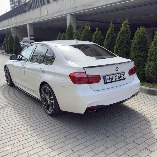 White BMW 328 2014 in Vilnius, with an engine capacity of 2.00 L and mileage of 289 thousand km for 13500 €, photo 6 on AUTOMOTO.COM.LV