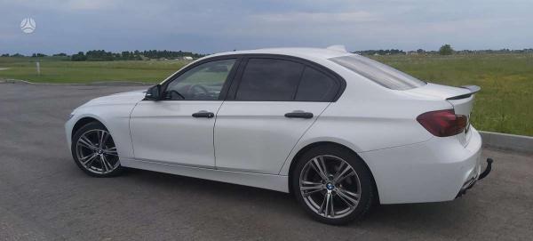 White BMW 328 2014 in Klaipeda, with an engine capacity of 2.00 L and mileage of 175 thousand km for 12700 €, photo 6 on AUTOMOTO.COM.LV
