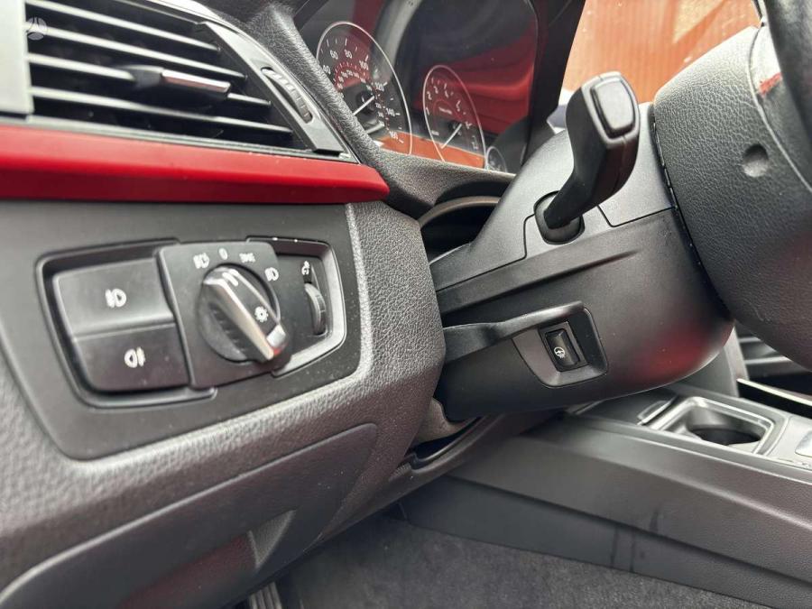 White BMW 328 2014 in Klaipeda, with an engine capacity of 2.00 L and mileage of 175 thousand km for 12700 €, photo 12 on AUTOMOTO.COM.LV