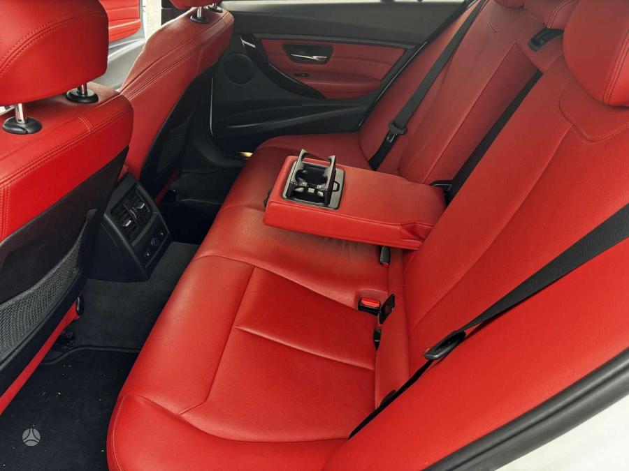 White BMW 328 2014 in Klaipeda, with an engine capacity of 2.00 L and mileage of 175 thousand km for 12700 €, photo 18 on AUTOMOTO.COM.LV
