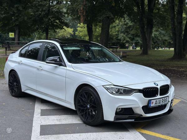 White BMW 328 2014 in Vilnius, with an engine capacity of 2.80 L and mileage of 205 thousand km for 10999 €, photo 1 on AUTOMOTO.COM.LV