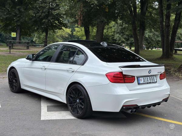 White BMW 328 2014 in Vilnius, with an engine capacity of 2.80 L and mileage of 205 thousand km for 10999 €, photo 4 on AUTOMOTO.COM.LV