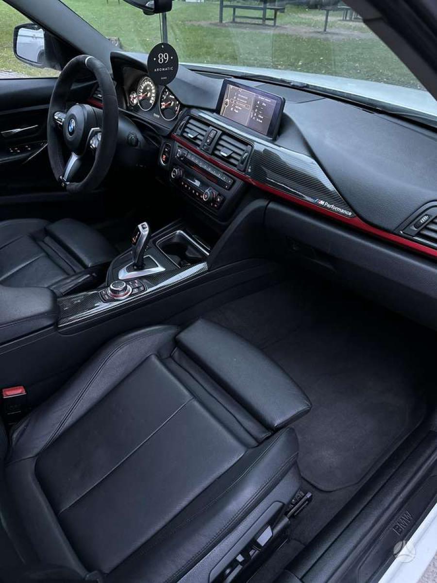 Белый БМВ 328 2014 в Вильнюс, объемом двигателя 2.80 л и пробегом 205 тыс. км за 10999 €, фото 14 на AUTOMOTO.COM.LV
