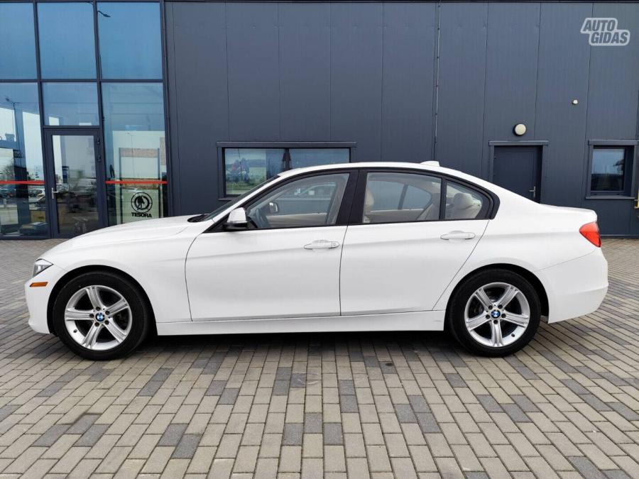 White BMW 328 2015 in Siauliai, with an engine capacity of 2.00 L and mileage of 224 thousand km for 7700 €, photo 8 on AUTOMOTO.COM.LV