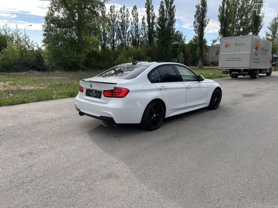 White BMW 328 2015 in Panevezys, with an engine capacity of 2.00 L and mileage of 237 thousand km for 11500 €, photo 6 on AUTOMOTO.COM.LV