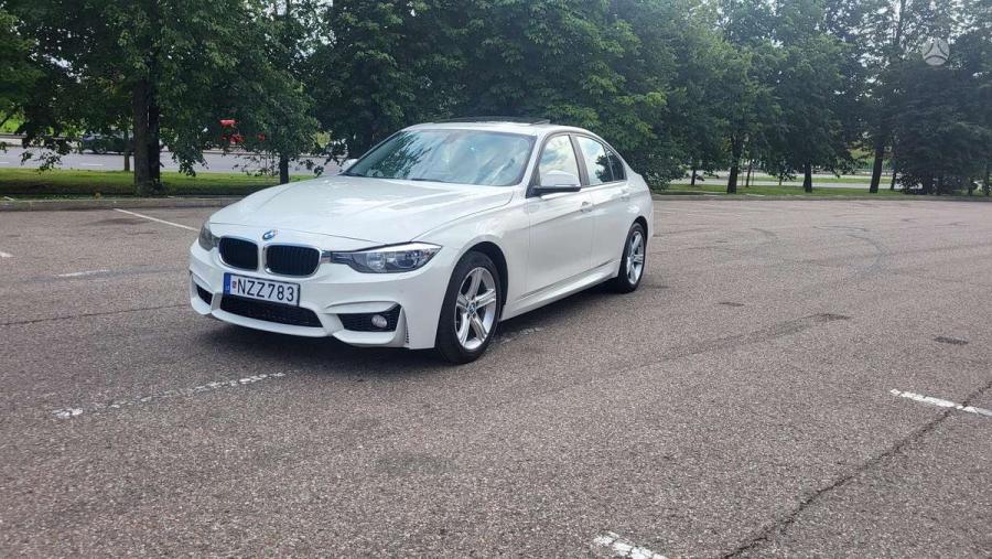 White BMW 328 2015 in Vilnius, with an engine capacity of 2.00 L and mileage of 218 thousand km for 10500 €, photo 6 on AUTOMOTO.COM.LV