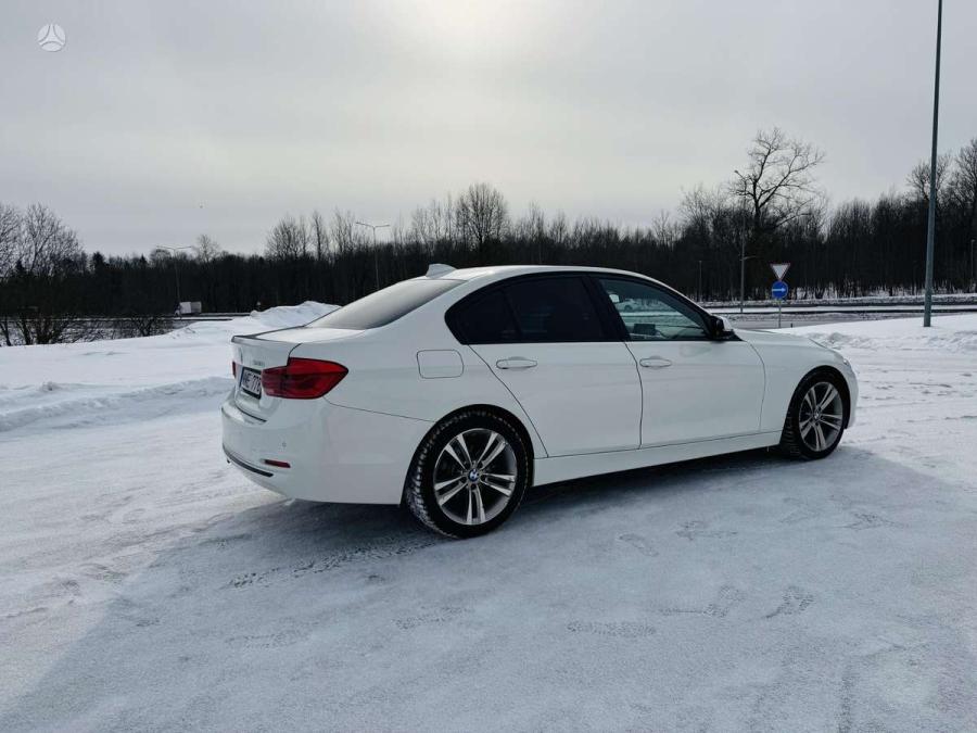 Balts BMW 328 2016 Viļņa, ar dzinēja tilpumu 2.00 L un nobraukumu 116 tūkst. km par 14300 €, foto 4 vietnē AUTOMOTO.COM.LV