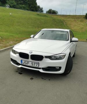 Balts BMW 328 2016 Kauņa, ar dzinēja tilpumu 2.00 L un nobraukumu 258 tūkst. km par 8000 €, foto  vietnē AUTOMOTO.COM.LV
