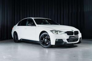 White BMW 328 2018 in Vilnius, with an engine capacity of 2.00 L and mileage of 136 thousand km for 14499 €, photo 4 on AUTOMOTO.COM.LV
