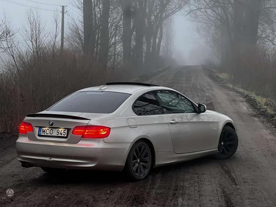 Yellow BMW 328 2013 in Taurage, with an engine capacity of 3.00 L and mileage of 188 thousand km for 5500 €, photo 1 on AUTOMOTO.COM.LV
