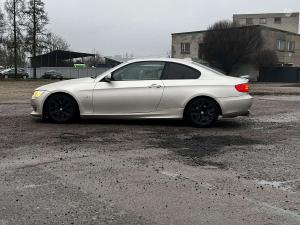 Yellow BMW 328 2013 in Taurage, with an engine capacity of 3.00 L and mileage of 188 thousand km for 5500 €, photo 7 on AUTOMOTO.COM.LV