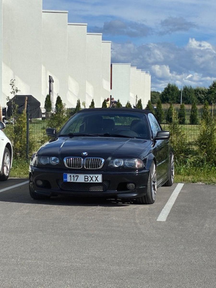 Black BMW 330 2001 in Tallinn, with an engine capacity of 0.00 L and mileage of 291 thousand km for 8500 €, photo 8 on AUTOMOTO.COM.LV