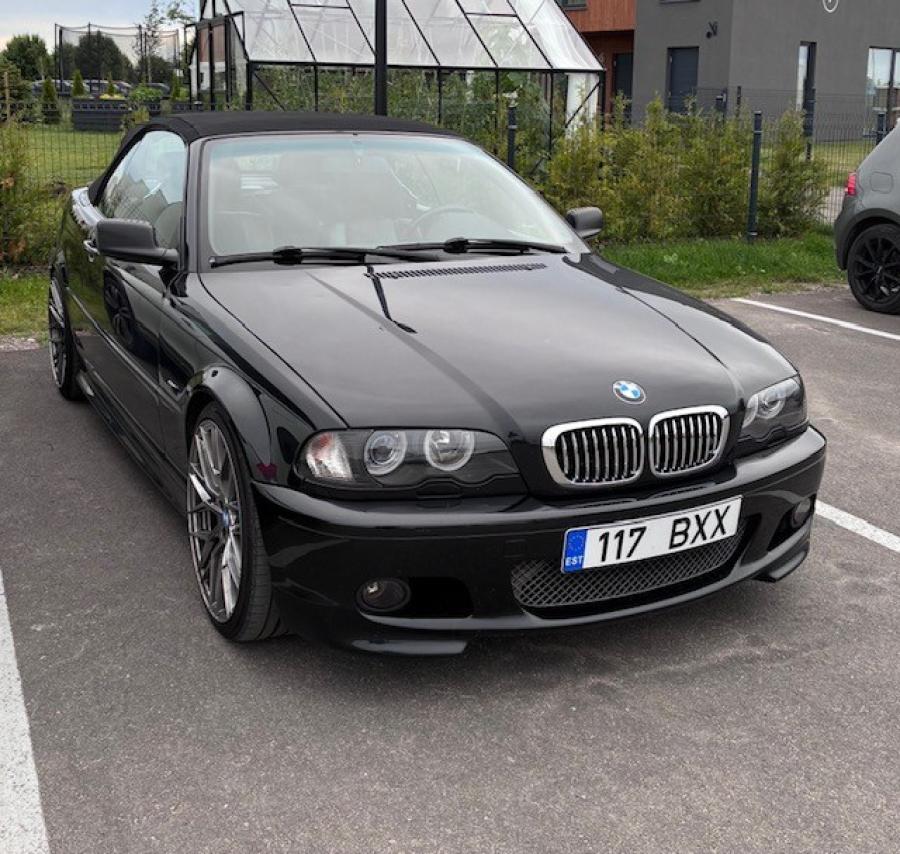 Black BMW 330 2001 in Tallinn, with an engine capacity of 0.00 L and mileage of 291 thousand km for 8500 €, photo 15 on AUTOMOTO.COM.LV