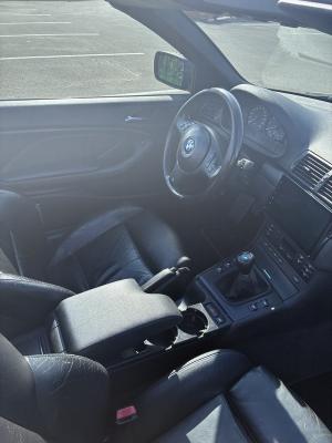 Black BMW 330 2001 in Tallinn, with an engine capacity of 0.00 L and mileage of 291 thousand km for 8500 €, photo 23 on AUTOMOTO.COM.LV