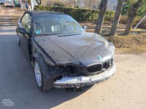 Melns BMW 330 2003 Marijampole, ar dzinēja tilpumu 3.00 L un nobraukumu 179 tūkst. km par 5500 €, foto 8 vietnē AUTOMOTO.COM.LV