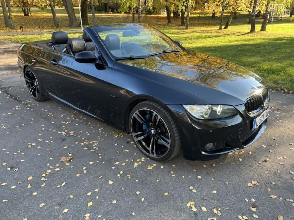 Melns BMW 330 2007 Marijampole, ar dzinēja tilpumu 3.00 L un nobraukumu 291 tūkst. km par 9400 €, foto 2 vietnē AUTOMOTO.COM.LV