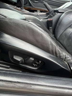 Black BMW 330 2007 in Vilnius, with an engine capacity of 3.00 L and mileage of 317 thousand km for 7800 €, photo 11 on AUTOMOTO.COM.LV