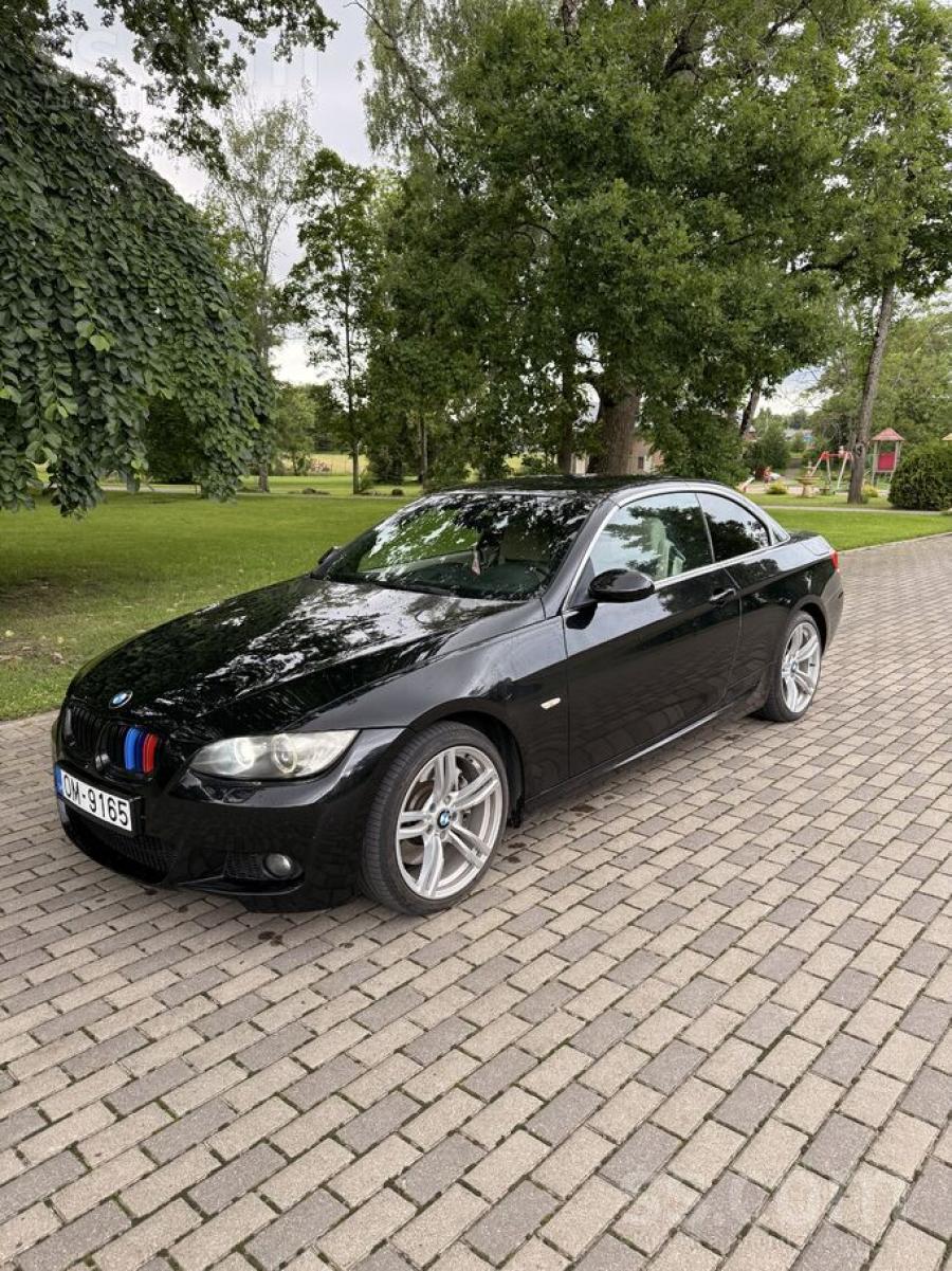 Black BMW 330 2007 in Kuldiga, with an engine capacity of 3.00 L and mileage of 281 thousand km for 7680 €, photo 1 on AUTOMOTO.COM.LV
