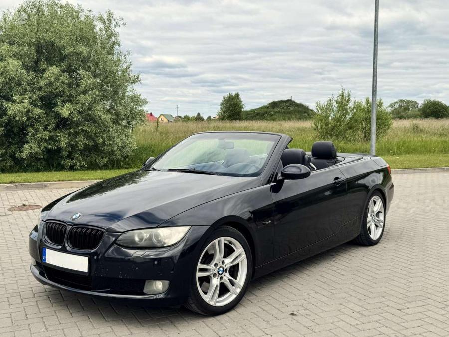 Melns BMW 330 2007 Alīta, ar dzinēja tilpumu 2.99 L un nobraukumu 212 tūkst. km par 6500 €, foto 1 vietnē AUTOMOTO.COM.LV