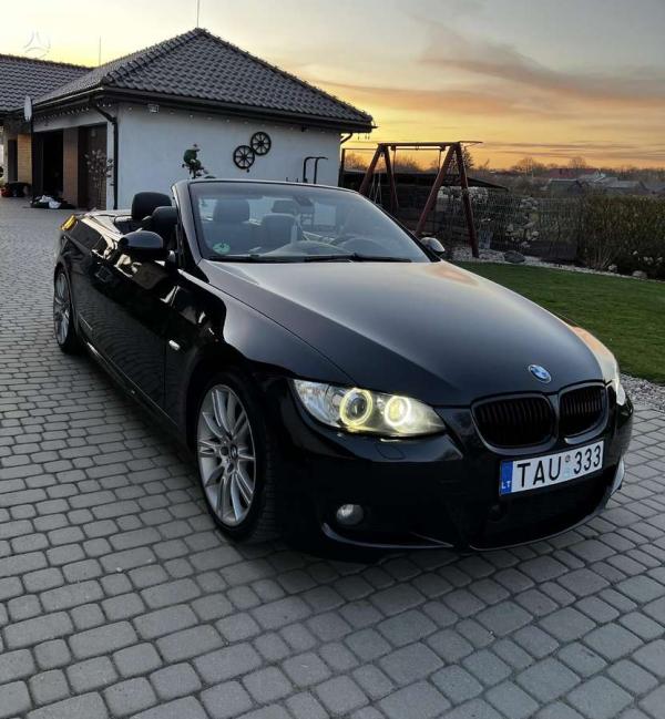 Melns BMW 330 2008 Marijampole, ar dzinēja tilpumu 3.00 L un nobraukumu 230 tūkst. km par 9900 €, foto 3 vietnē AUTOMOTO.COM.LV