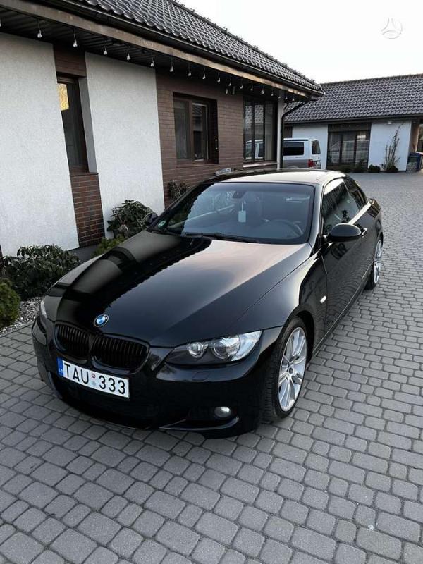 Melns BMW 330 2008 Marijampole, ar dzinēja tilpumu 3.00 L un nobraukumu 230 tūkst. km par 9900 €, foto 9 vietnē AUTOMOTO.COM.LV