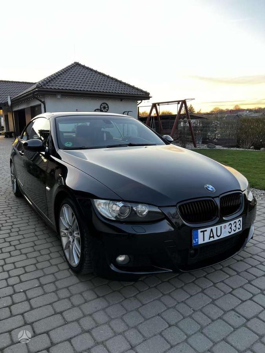 Melns BMW 330 2008 Marijampole, ar dzinēja tilpumu 3.00 L un nobraukumu 230 tūkst. km par 9900 €, foto 15 vietnē AUTOMOTO.COM.LV
