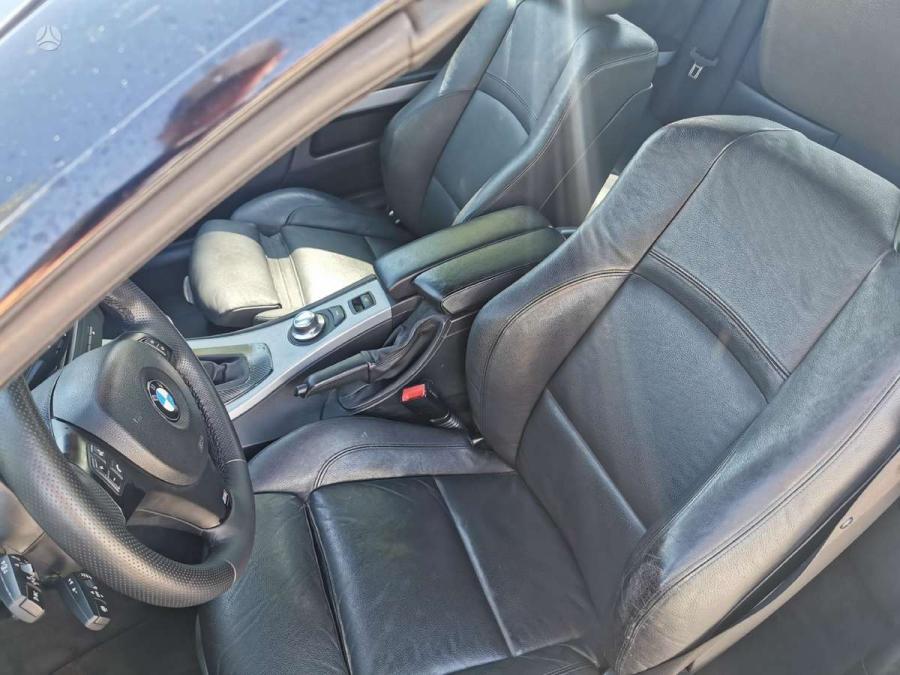 Melns BMW 330 2008 Marijampole, ar dzinēja tilpumu 3.00 L un nobraukumu 230 tūkst. km par 9900 €, foto 38 vietnē AUTOMOTO.COM.LV