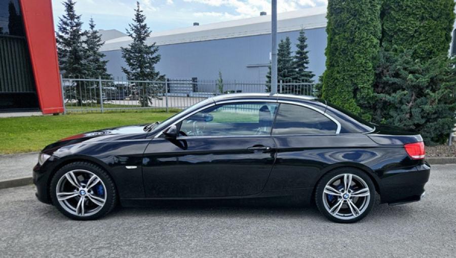 Melns BMW 330 2008 Tallina, ar dzinēja tilpumu 3.00 L un nobraukumu 323 tūkst. km par 7399 €, foto 6 vietnē AUTOMOTO.COM.LV