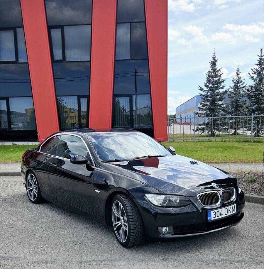 Melns BMW 330 2008 Tallina, ar dzinēja tilpumu 3.00 L un nobraukumu 323 tūkst. km par 7399 €, foto 15 vietnē AUTOMOTO.COM.LV