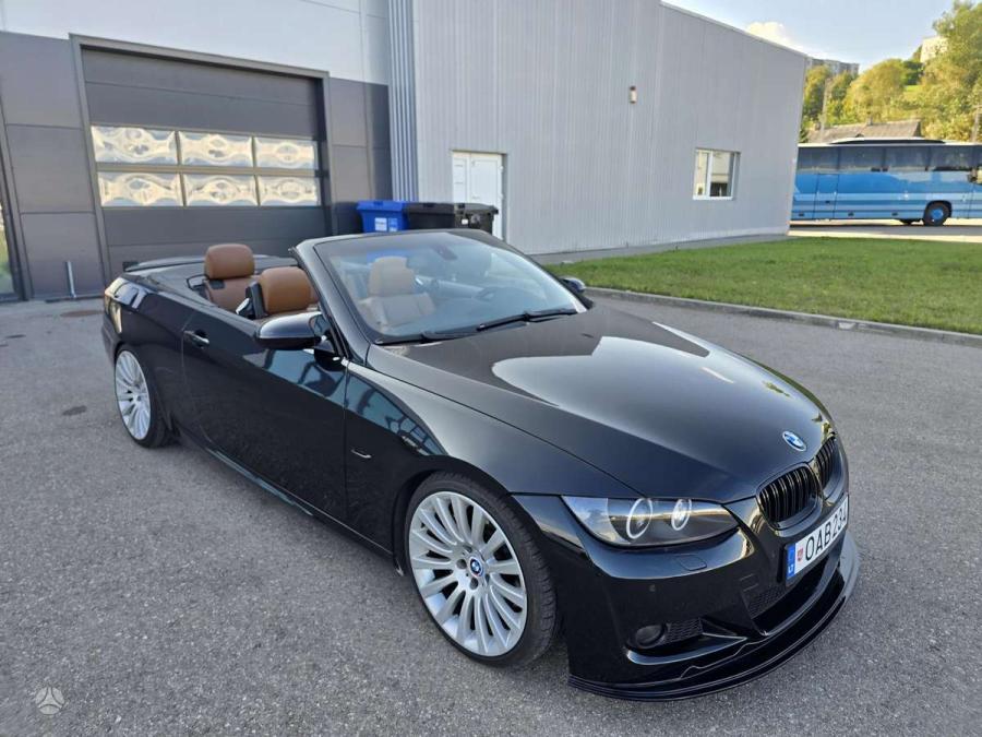 Melns BMW 330 2008 Jonava, ar dzinēja tilpumu 2.99 L un nobraukumu 268 tūkst. km par 8499 €, foto 11 vietnē AUTOMOTO.COM.LV