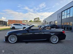 Melns BMW 330 2008 Jonava, ar dzinēja tilpumu 2.99 L un nobraukumu 268 tūkst. km par 8499 €, foto 12 vietnē AUTOMOTO.COM.LV