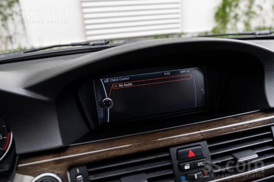 Melns BMW 330 2011 Rīga, ar dzinēja tilpumu 3.00 L un nobraukumu 224 tūkst. km par 16900 €, foto 29 vietnē AUTOMOTO.COM.LV