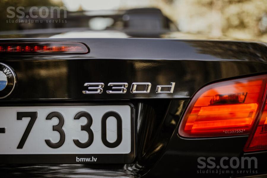 Black BMW 330 2011 in Riga, with an engine capacity of 3.00 L and mileage of 0 thousand km for 11990 €, photo 14 on AUTOMOTO.COM.LV