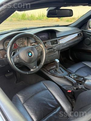 Black BMW 330 2012 in Rezekne, with an engine capacity of 3.00 L and mileage of 280 thousand km for 12700 €, photo 4 on AUTOMOTO.COM.LV