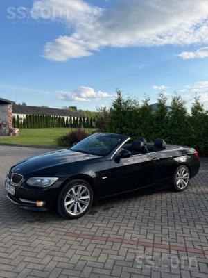 Black BMW 330 2012 in Rezekne, with an engine capacity of 3.00 L and mileage of 280 thousand km for 12700 €, photo 9 on AUTOMOTO.COM.LV
