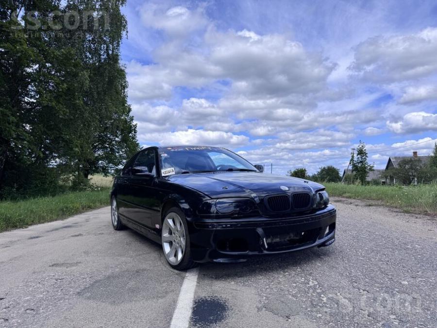 Melns BMW 330 2000 Daugavpils, ar dzinēja tilpumu 3.00 L un nobraukumu 200 tūkst. km par 2500 €, foto 1 vietnē AUTOMOTO.COM.LV