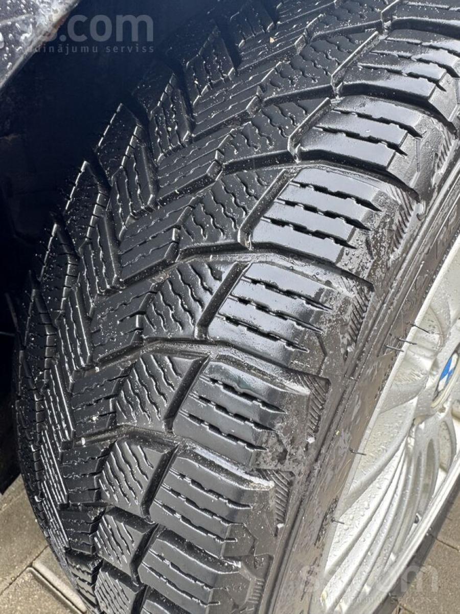Melns BMW 330 2001 Rīga, ar dzinēja tilpumu 3.00 L un nobraukumu 283 tūkst. km par 3950 €, foto 15 vietnē AUTOMOTO.COM.LV
