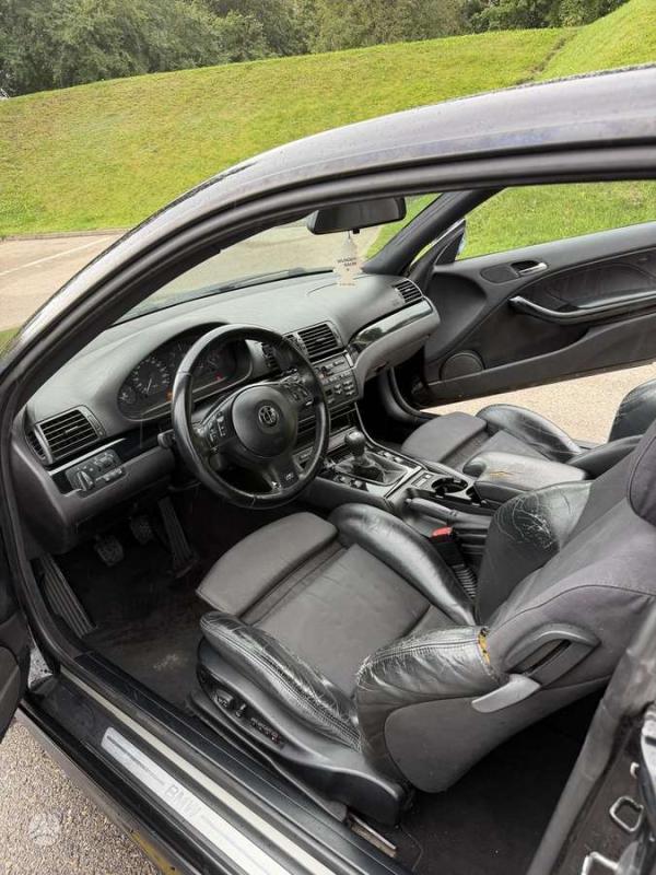 Melns BMW 330 2003 Viļņa, ar dzinēja tilpumu 2.99 L un nobraukumu 394 tūkst. km par 4400 €, foto 6 vietnē AUTOMOTO.COM.LV