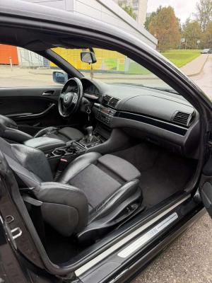 Black BMW 330 2003 in Vilnius, with an engine capacity of 2.99 L and mileage of 394 thousand km for 4400 €, photo 7 on AUTOMOTO.COM.LV