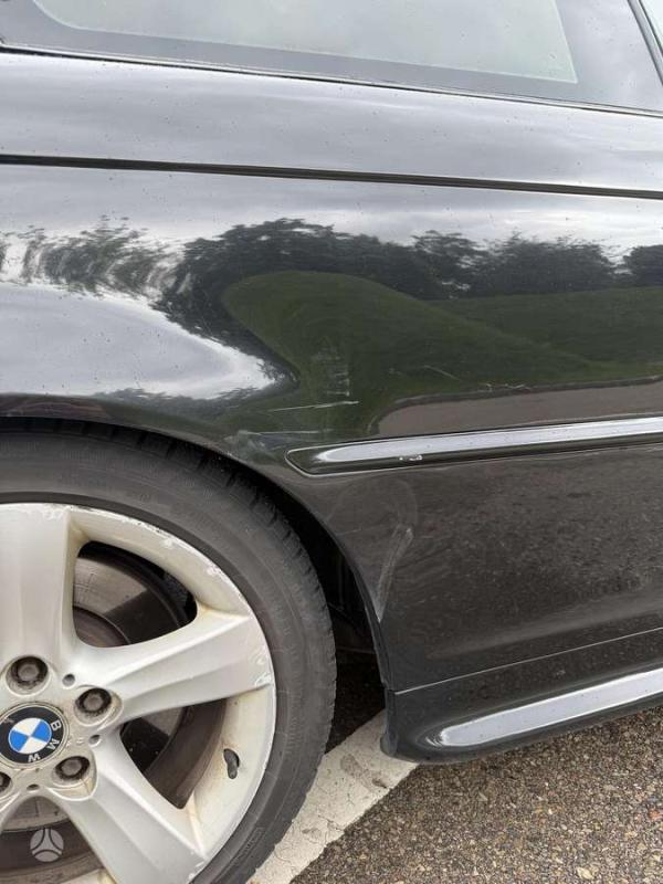 Melns BMW 330 2003 Viļņa, ar dzinēja tilpumu 2.99 L un nobraukumu 394 tūkst. km par 4400 €, foto 9 vietnē AUTOMOTO.COM.LV