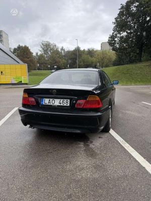Black BMW 330 2003 in Vilnius, with an engine capacity of 2.99 L and mileage of 394 thousand km for 4400 €, photo 13 on AUTOMOTO.COM.LV