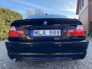 Black BMW 330 2004 in Sakiai, with an engine capacity of 2.99 L and mileage of 350 thousand km for 6000 €, photo 5 on AUTOMOTO.COM.LV
