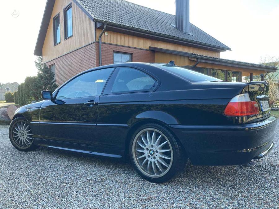 Black BMW 330 2004 in Sakiai, with an engine capacity of 2.99 L and mileage of 350 thousand km for 6000 €, photo 7 on AUTOMOTO.COM.LV
